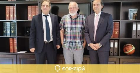 Όλη η Υδρόγειος ένα σπίτι Δωρεάν παροχή στέγης στην Αθήνα για