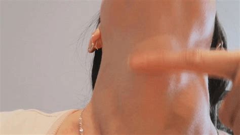 A Look At The Long Neck And The Swallow Wmv Black Lady Clips4sale