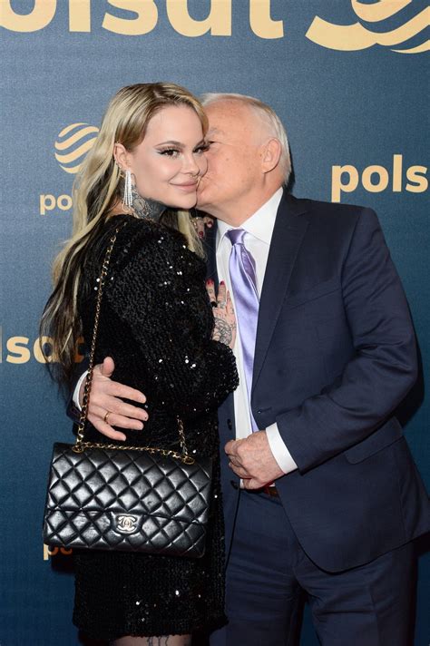 Monika Miller Z Dziadkiem Na Gali Polsatu Leszek Miller Wykonał Uroczy
