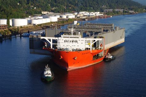 Nation S Largest Floating Drydock Arrives In Portland Photos Gcaptain