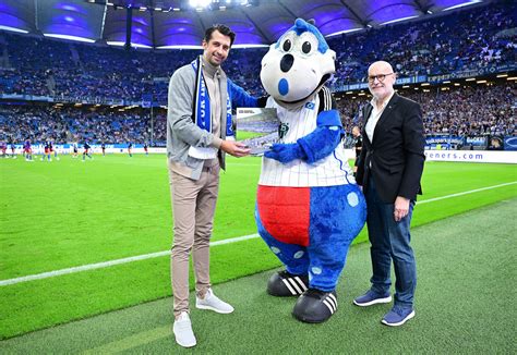Für Immer Hsv Jonas Boldt Setzt Im Volkspark Ein „zeichen“ Mopo