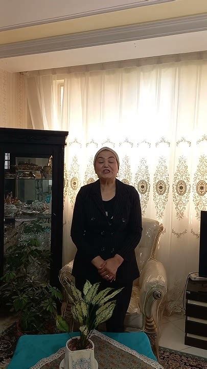 با دمنوش آلبالو همیشه پوست صورتت رو جوان و شاداب کنهمیشه مثل ماه