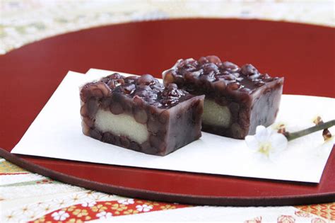 新元号「令和」を祝う記念菓子 万葉集 梅花歌の“白梅”に願いをこめた「令月 れいげつ あも 梅酒」を5月1日 水 より新発売！｜株式会社 叶
