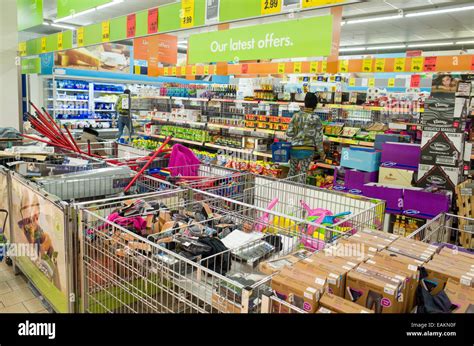 Lidl Supermarket London UK Stock Photo Alamy