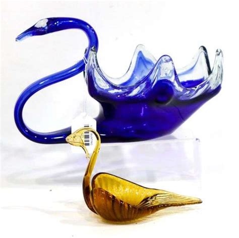 Vintage Colony Amber Art Glass Swan Bowl And Cobalt Blue Art Glass