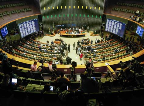 ‘distritão E Fundo De R 36 Bilhões Seguem Ao Plenário Da Câmara