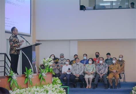 Bupati Humbahas Hadiri Wisuda Dan Pengukuhan Siswa SMA Unggul Del Toba Aspirasi Publik
