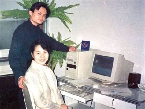 豪掷百亿只为买自由身，世界巨富们的婚姻为何如此脆弱？凤凰网
