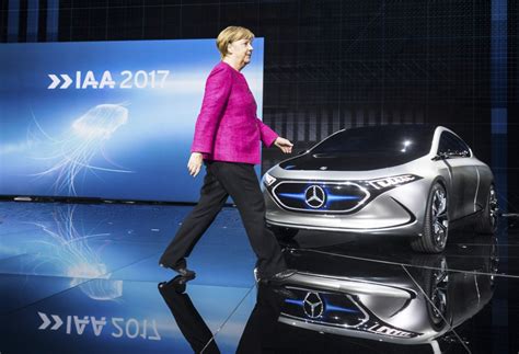 스페셜 글로벌 리포트 3선 ② 電·車의 시대 2 주요 완성차업체의 전기차 개발 경쟁