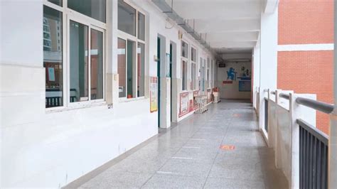 学校走廊3840x2160高清视频素材下载编号7790900实拍视频光厂vj师网 Garage