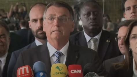 Bolsonaro Diz Que Atos Em Rodovias São Fruto De Indignação Mas