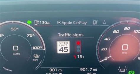 New Car With Traffic Light Detection