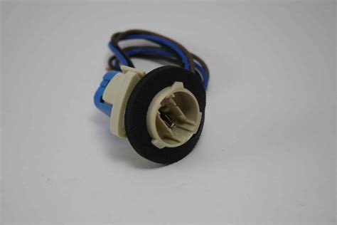 28922 General Motors Back Upstoptailturn Socket · J Mak Industries