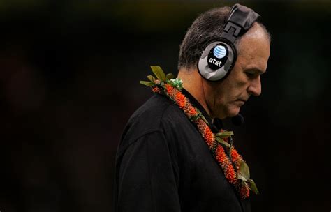 Fan Calls Dispute Between June Jones And Uh Toxic