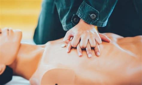 Broken Bones Immobilization Techniques In First Aid