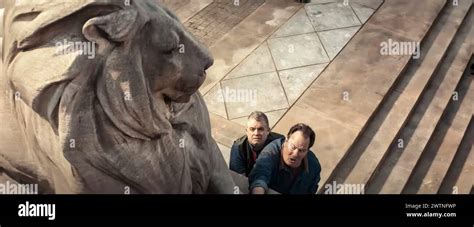 Ghostbusters Frozen Empire From Left Patton Oswalt Dan Aykroyd 2024 © Columbia Pictures