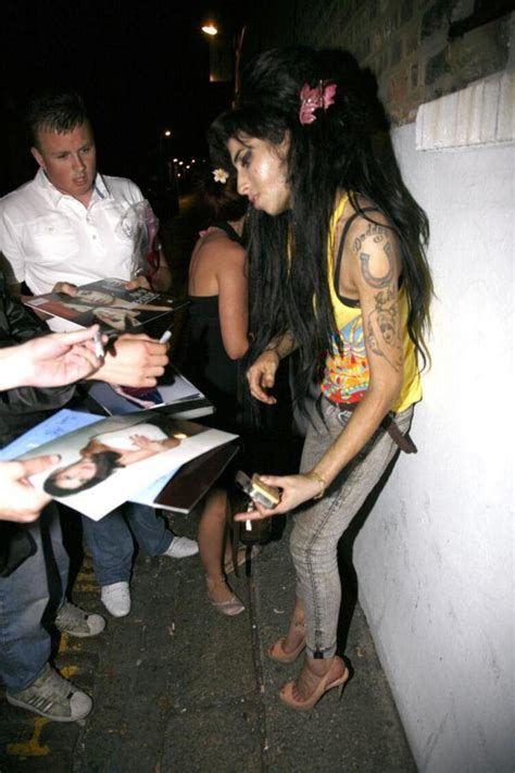 Hiç unutmadık Amy Winehouse gideli 9 yıl oldu Son Dakika Magazin