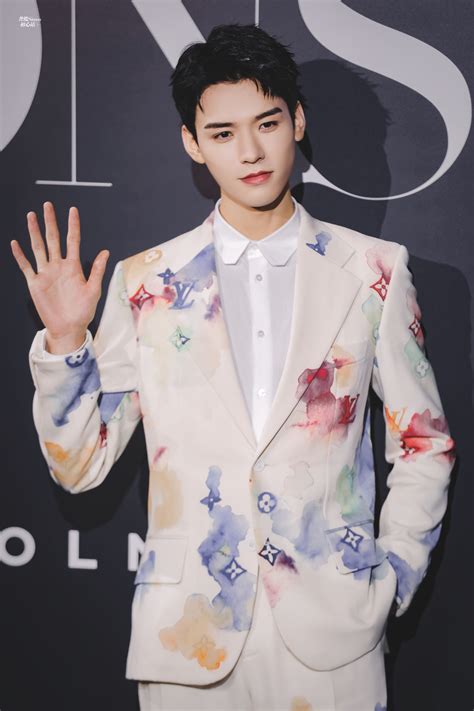 龔俊 龚俊 Simon Gong Jun LV