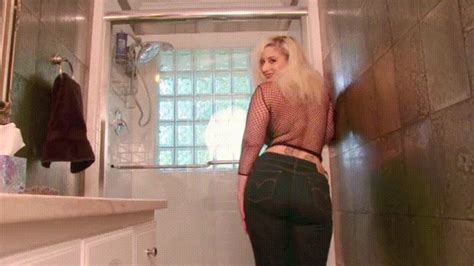 Shower And C In My Levi Jeans Pov Shiny Wet Jean A 2 M4v Galas