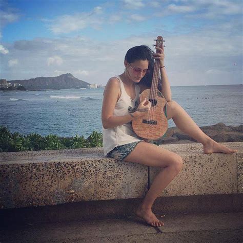 Taimane Gardners Feet