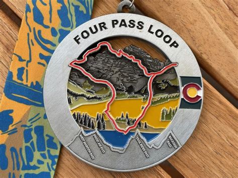 Four Pass Loop Medal Hikermedals