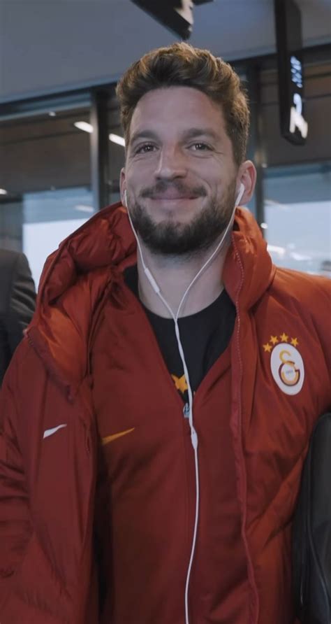Peerapat Wiriyaattasombat adlı kullanıcının Good guy Footballers