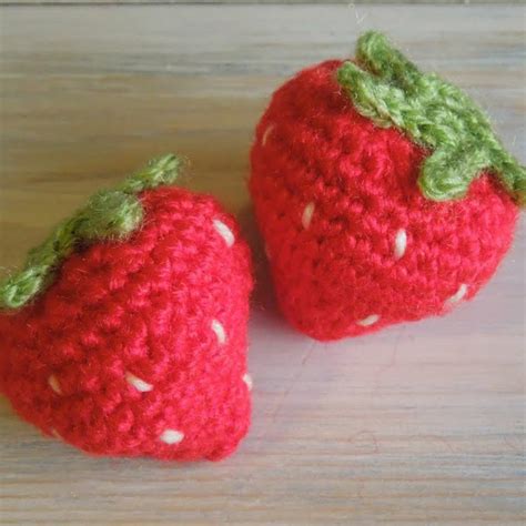 Crochet Cute Strawberry Pattern For Festive Holiday Ornaments All