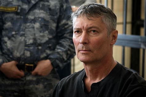 Russian Ex Mayor Fined For Discrediting Army But Avoids Prison