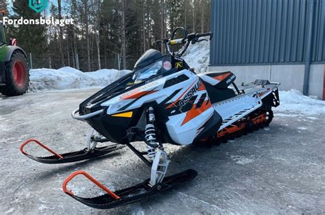 Polaris Assault 800 155 350mil 3 95 678 Såld Eller Borttagen