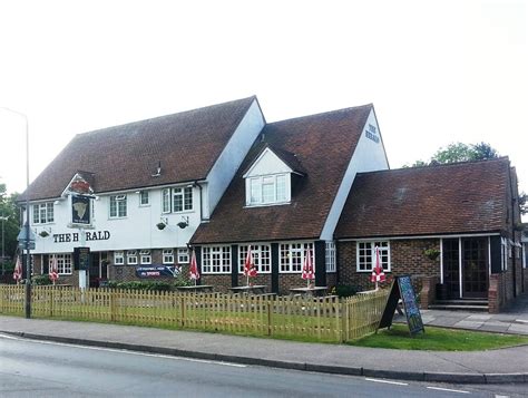 The Herald Pub All You Need To Know Before You Go 2024