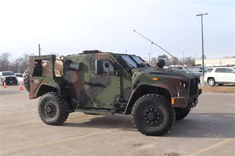 Joint Light Tactical Vehicle Jltv With Lt Picryl Поиск в мировом