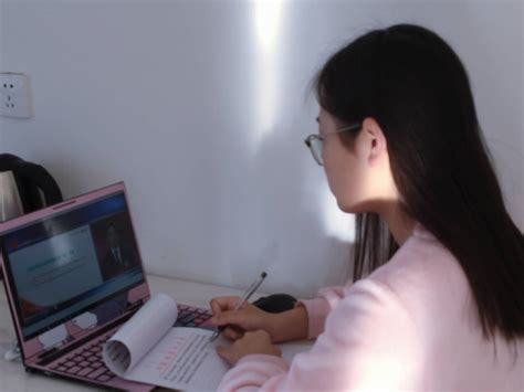 我院组织全院学生观看“全国大学生同上一堂疫情防控思政大课” 内蒙古农业大学计算机与信息工程学院