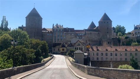 De Semur à Arnay sous Vitteaux ici