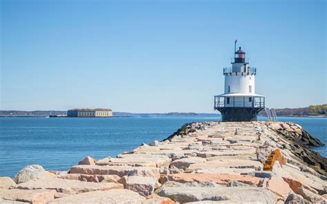 243 Spring Point Ledge Lighthouse Ive Been Bit Travel Blog