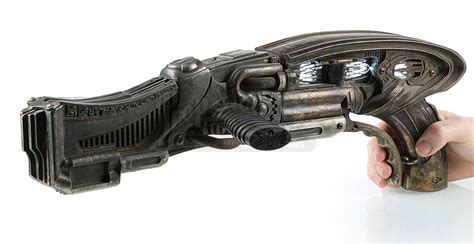The Chronicles Of Riddick 2004 Hero Light Up Necromonger Rifle