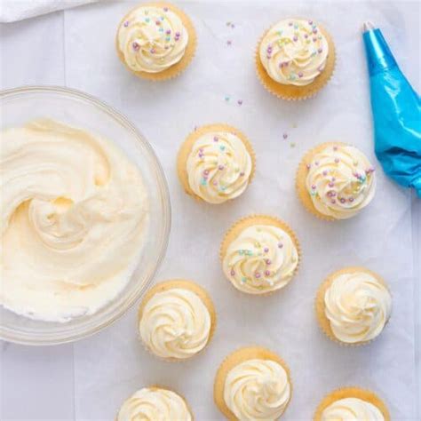 How To Make Cream Cheese Frosting With European Cream Cheese Or Cream Cheese Spread Living