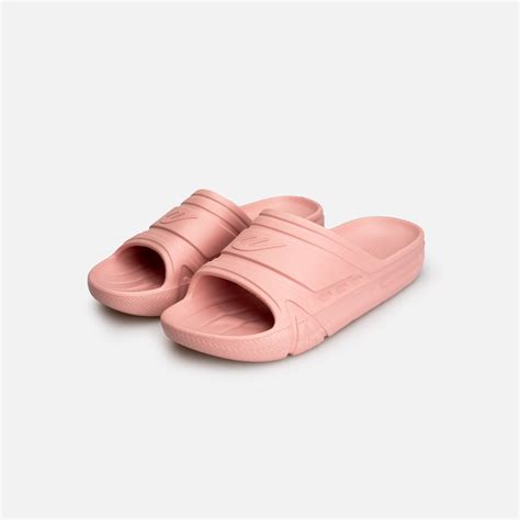 Lounge Slides Bg World Balance
