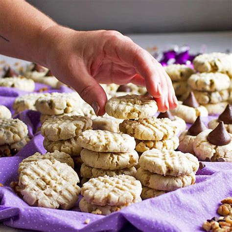 6 Ingredient Two Bite Cookies That Are Blissfully Addicting
