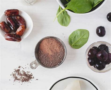 Whats The Difference Between Dates And Prunes Quick Facts Beezzly