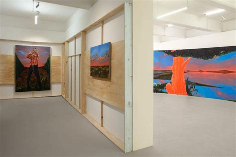 Galería Karen Huber Material