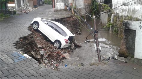 KILAS BALIK 2018 BENCANA 223 KEJADIAN KERUGIAN 6 6 MILIAR Badan