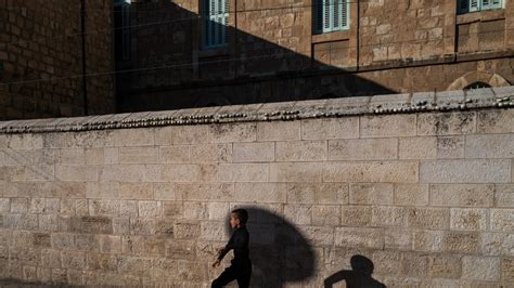 Измършавели деца пълнят болниците в Газа Близък изток Новини Бг