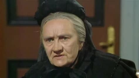 Watch Upstairs Downstairs S02 E08 Out Of The Everywhere Free Tv