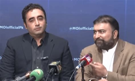دہشتگردوں کو واپس پاکستان لانے کے نتیجے میں آج ملک میں پھر حملے ہورہے