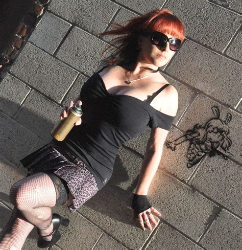 Pictures Of Kylie Ireland