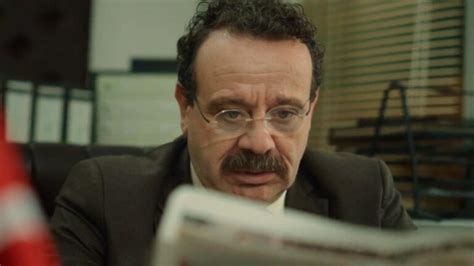 Trzy siostry odcinek 44 Gazeta publikuje zdjęcia Turkan i obcego
