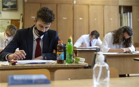 Érettségi felvételi Keményen rámegy a kötelezőkre a 2024 től átalakuló