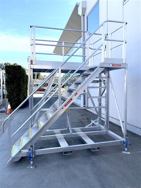 Multi Purpose Height Adjustable Mining Platform