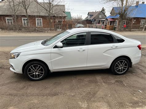 Летний лук, Веста на маленьких R16 :) — Lada Vesta (1G), 1,6 л, 2022 ...