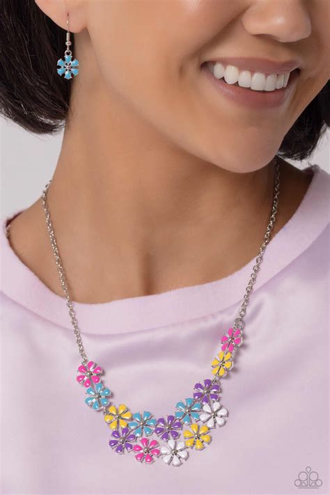 Floral Fever Multi Paparazzi Necklace Jewelryblingthing